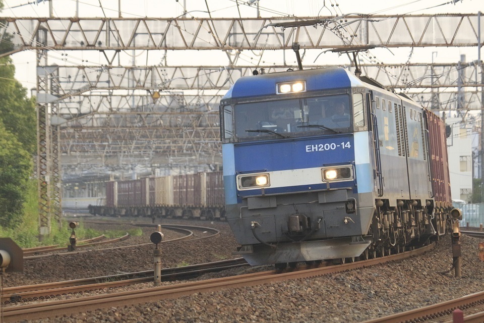 ’21年8月28日の馬橋周辺の貨物列車（その1）: 変速ショック2