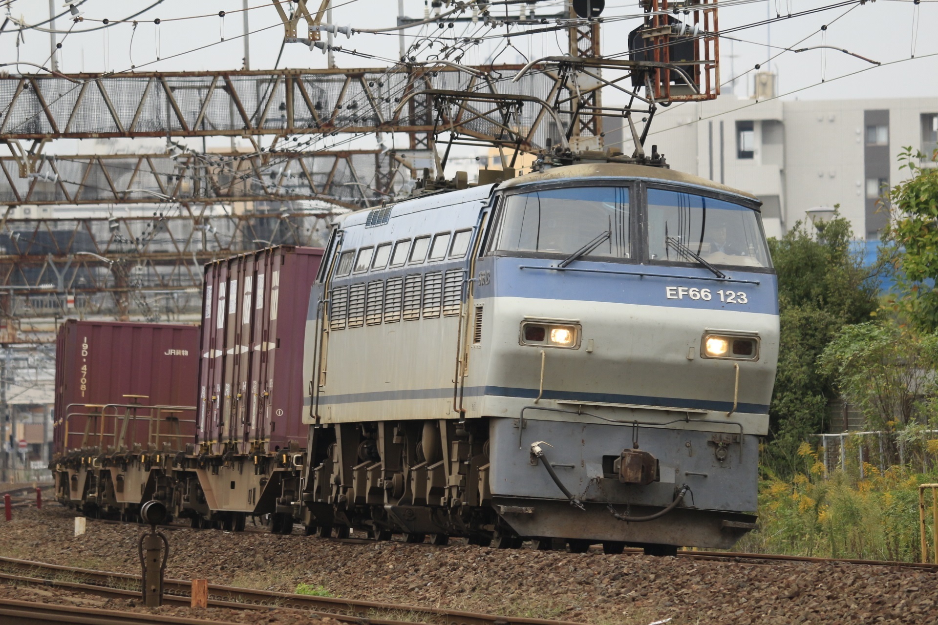 ’24年10月26日の馬橋周辺の貨物列車: 変速ショック2
